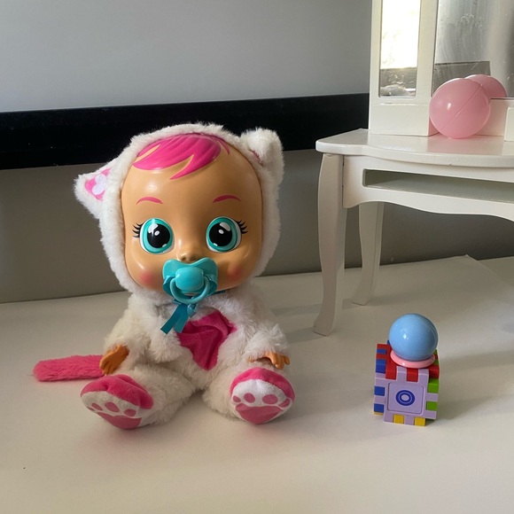 Cry Babies | Toys | Cry Babies Daisy Kitten Kitty Cat Doll | Poshmark